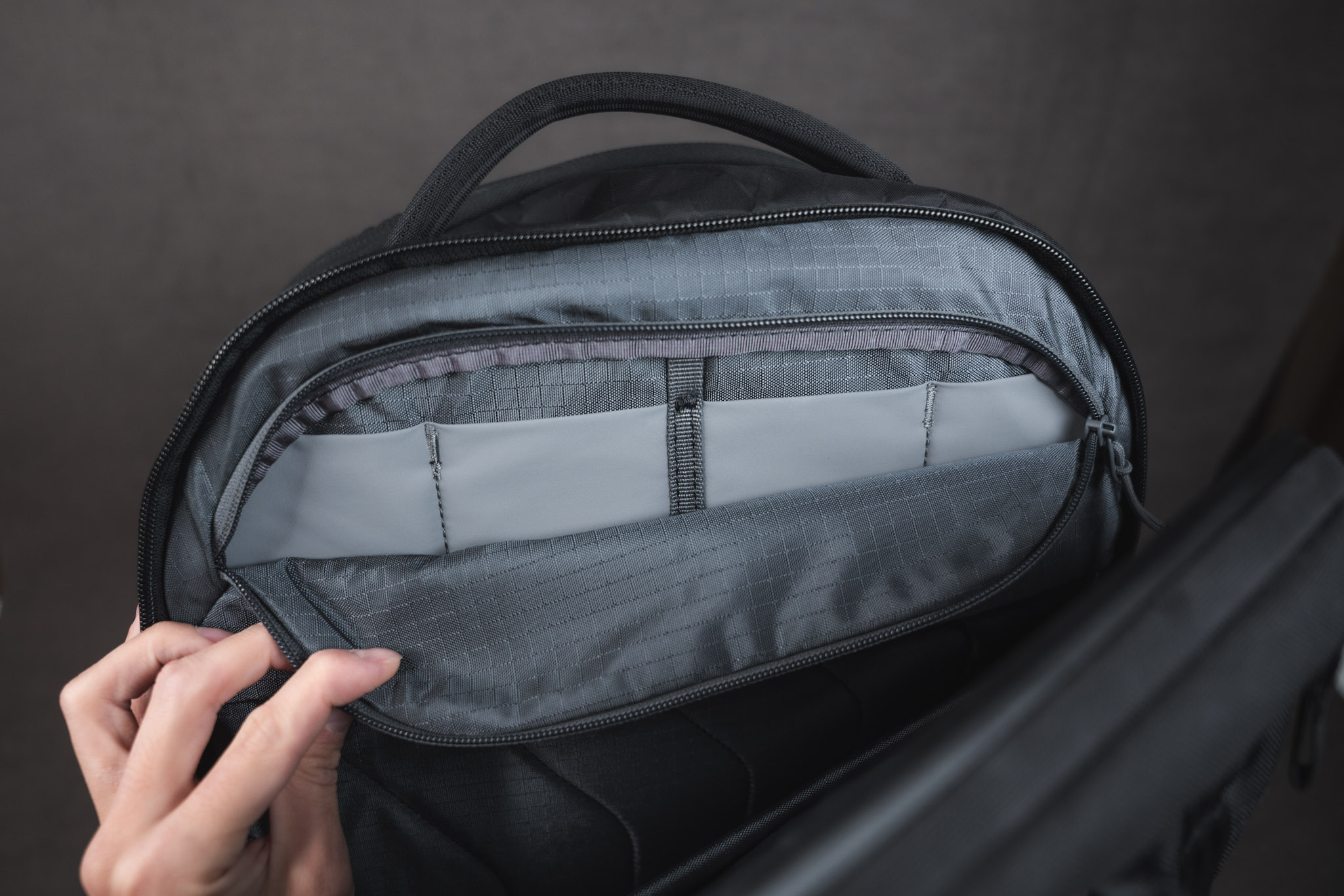 STS02972 2 | MoNomad