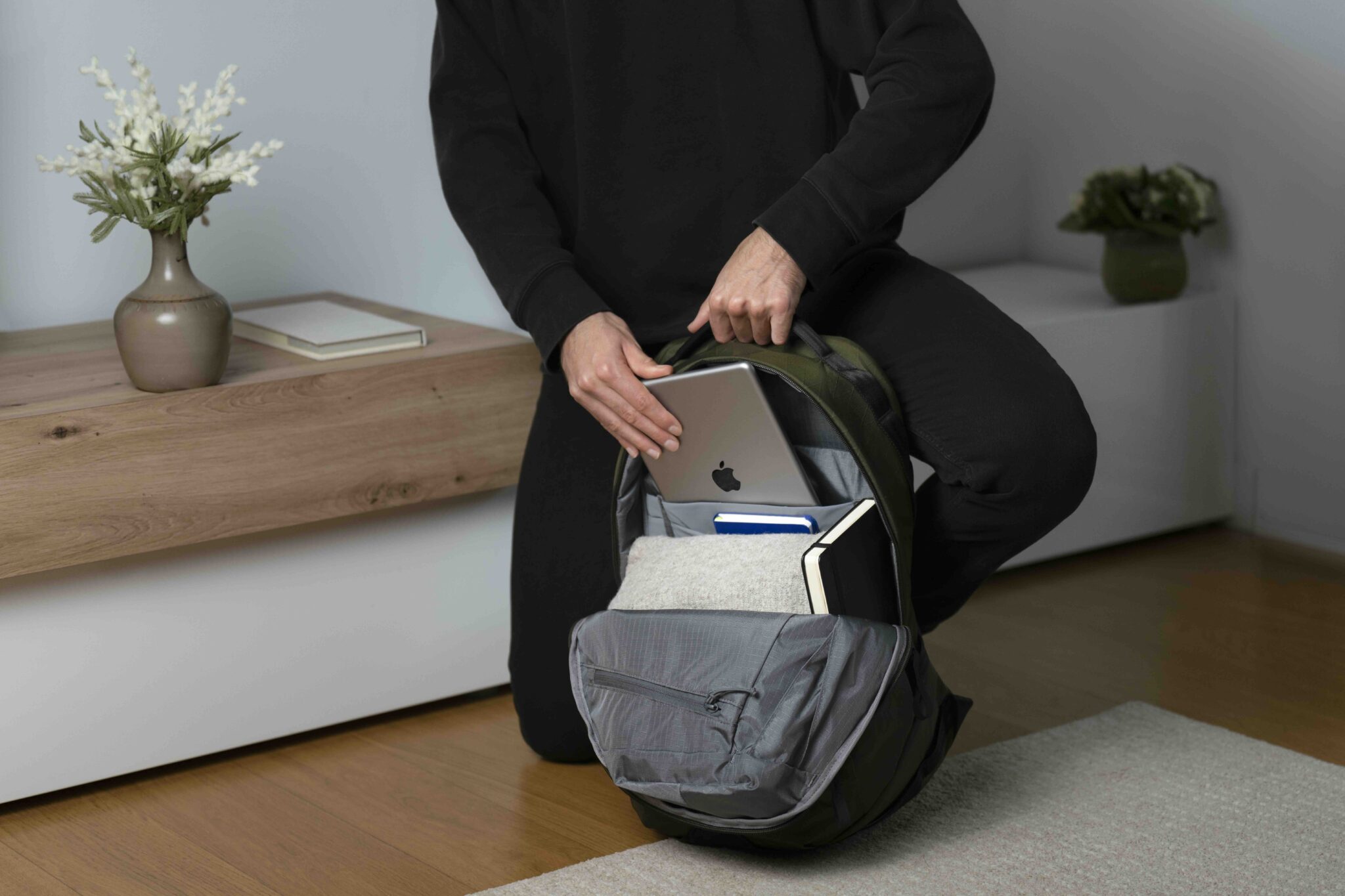 【全モデルレビュー】ABLE CARRYのバックパックを全種類比べつつ用途別のおすすめを解説！ | MoNomad